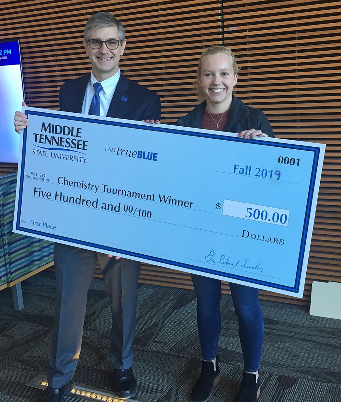 Region’s top high school chemistry students earn awards at MTSU tournament – MTSU News